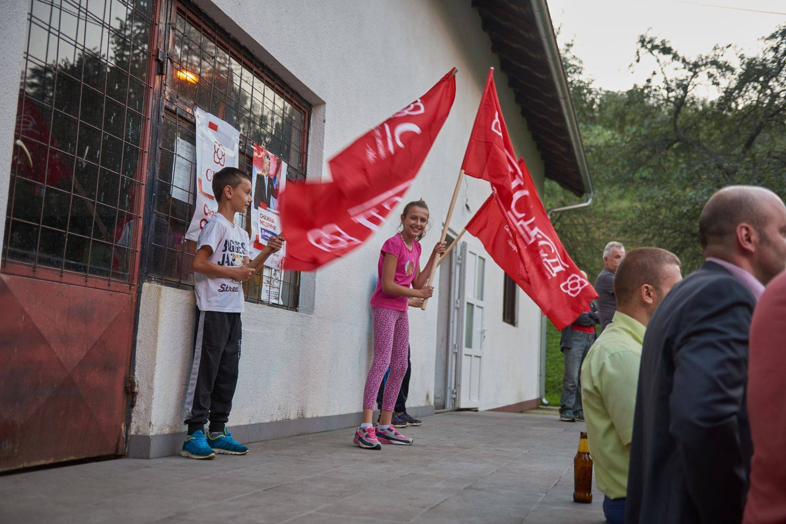 Zloupotreba djece u političke aktivnosti | BN