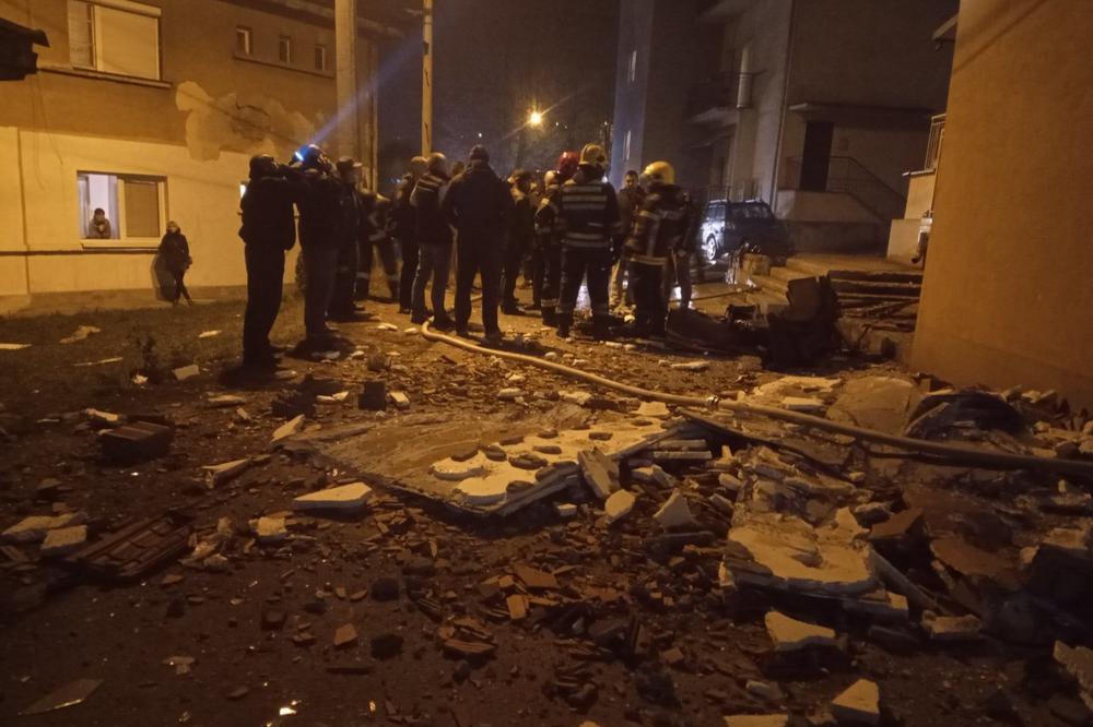 Eksplozija u Užicu, od siline udara izvaljeni zidovi | BN Eksplozija u Užicu, od siline udara izvaljeni zidovi | BN