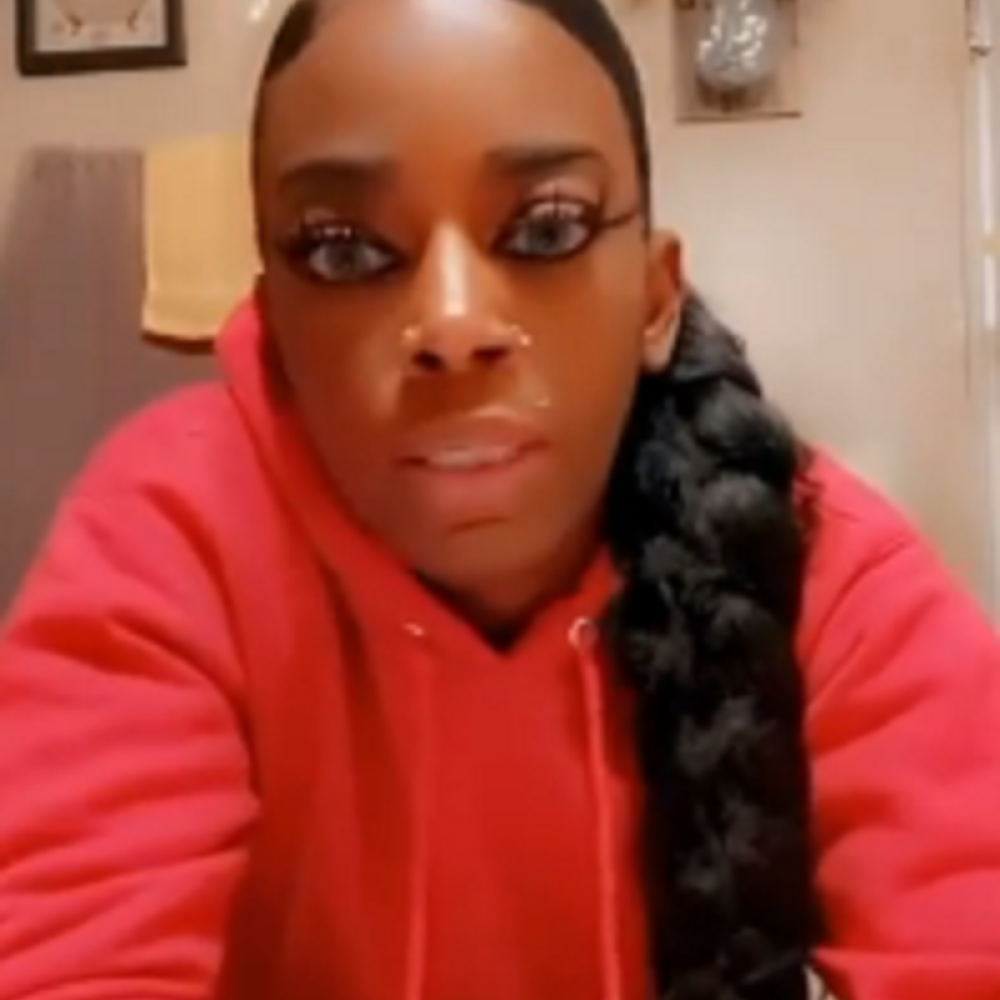 Super lepkom lepila kosu pa sad hoće da tuži proizvođača! | BN