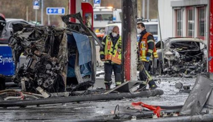Eksplozija na pumpi, dvije osobe poginule | BN
