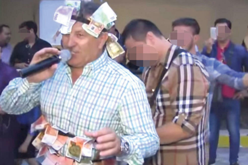 Шериф само од ове пјесме зарадио за стан и ауто | БН