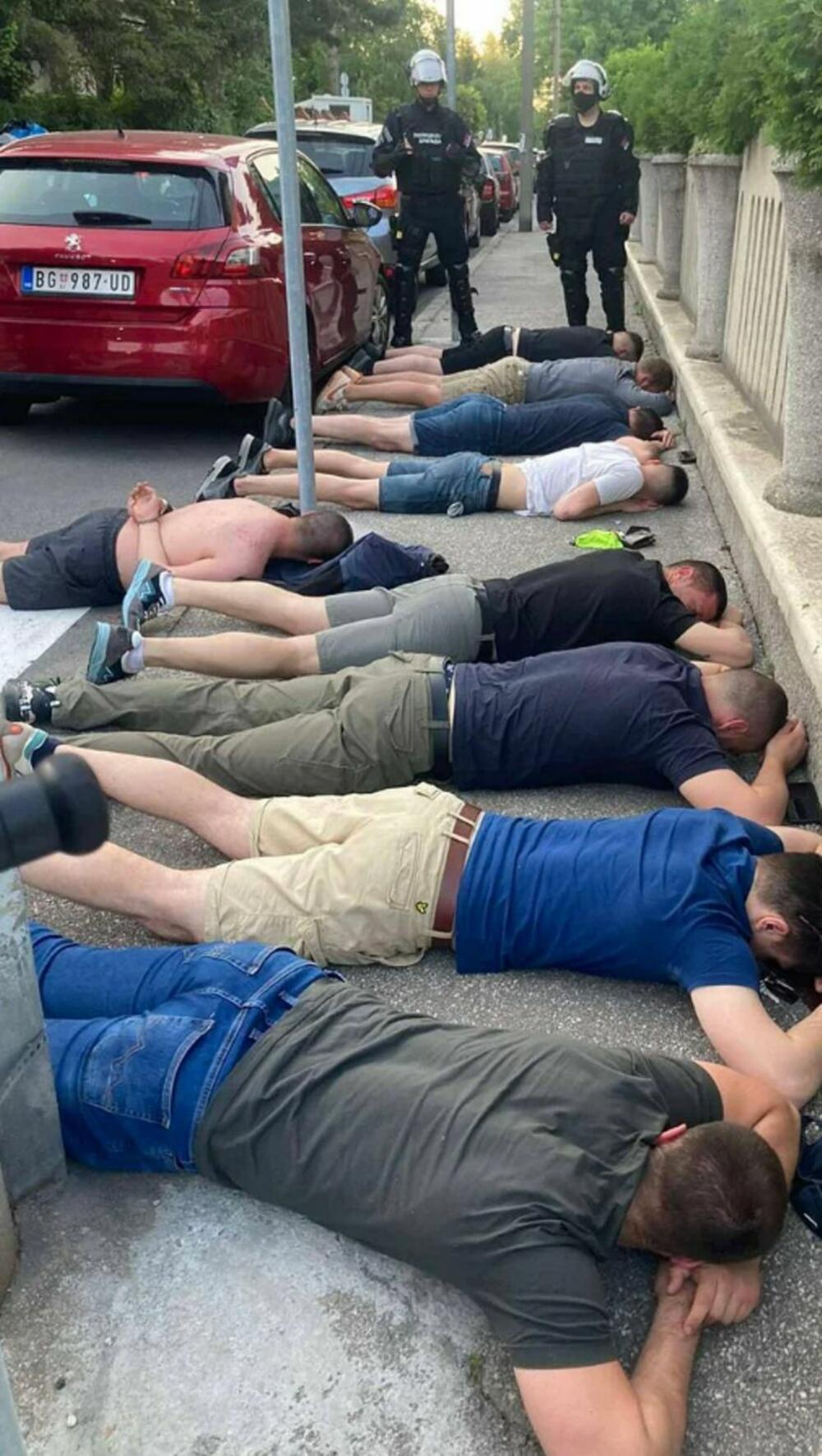 Pojavio Se Snimak žestoke Navijačke Tuče U Beogradu Bn