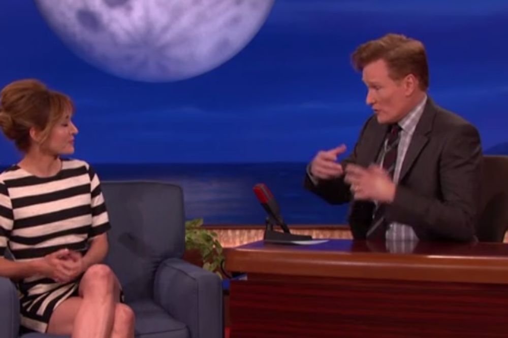 Američka glumica srpskog porekla pokušala voditelju prevesti naše ...