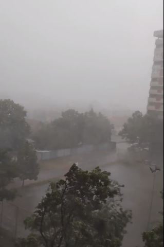 Jako nevrijeme širom Srbije, udari groma parali nebo | BN