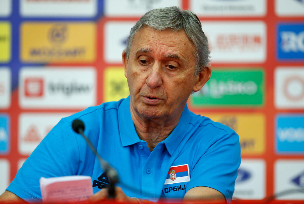 Pešić otkrio razlog za precrtavanje Teodosića | BN