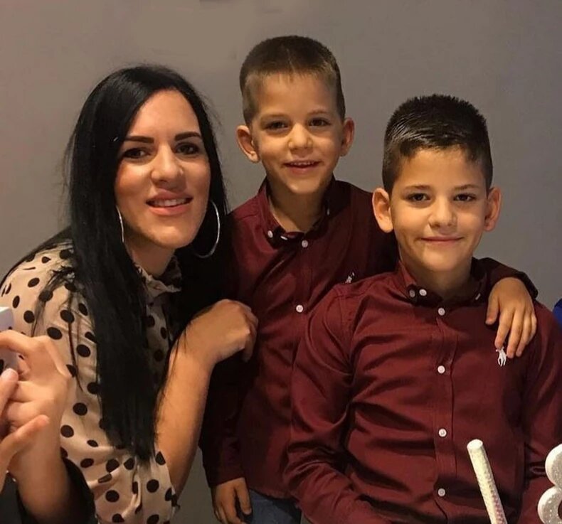 Oglasio se Miloš, otac ubijene djece, supruge i kuma na Cetinju | BN