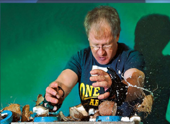 Bosanac iz Nemačke Ginisov rekorder u razbijanju predmeta golim rukama ...