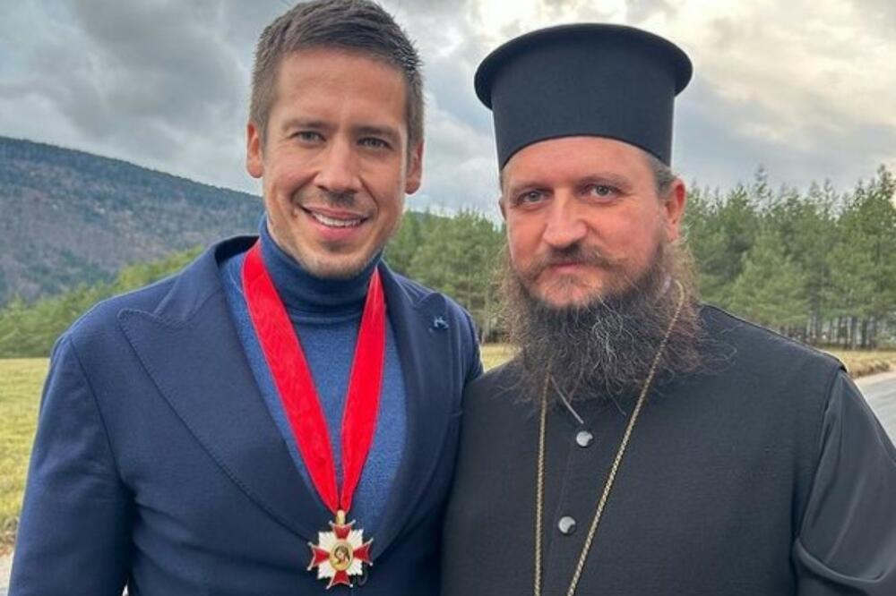 Nikola i Marko Rokvić izgradili put do crkve! | BN