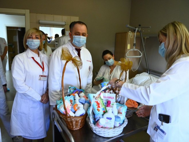 Hristina prva beba u Bijeljini rođena na Božić | BN