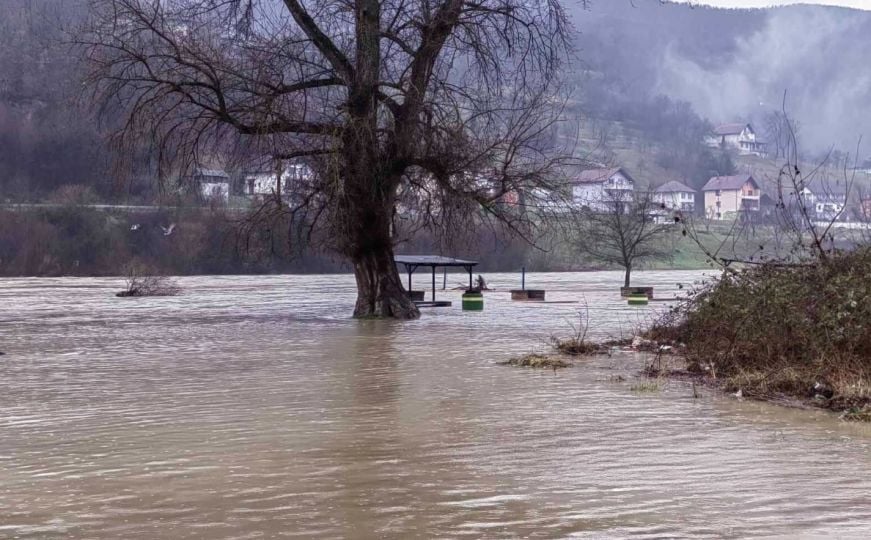 Vodostaj Drine porastao za 183 centimetara | BN Vodostaj Drine porastao za 183 centimetara | BN