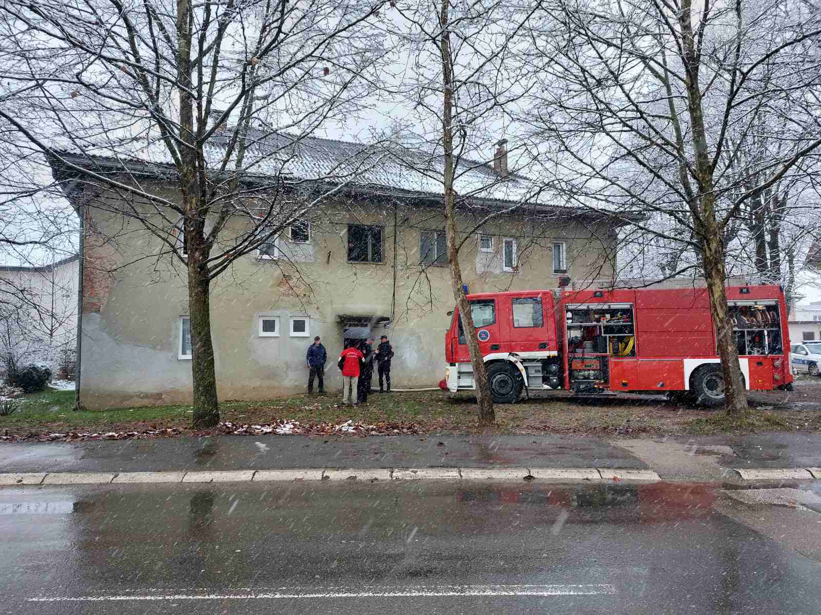 Požar u zgradi u Prijedoru, jedna osoba nastradala | BN Požar u zgradi u Prijedoru, jedna osoba nastradala | BN