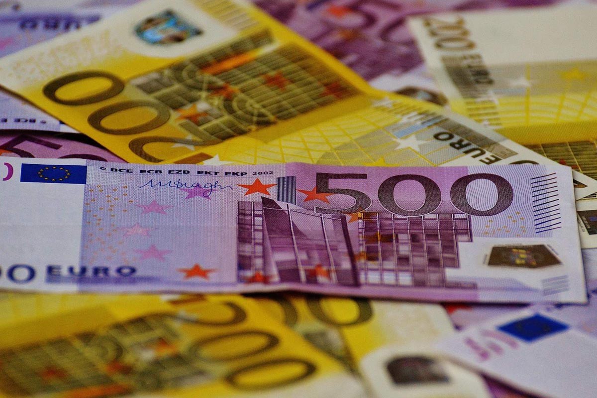 Javio se vlasnik koji je izgubio kesu sa novcem | BN Javio se vlasnik koji je izgubio kesu sa novcem | BN