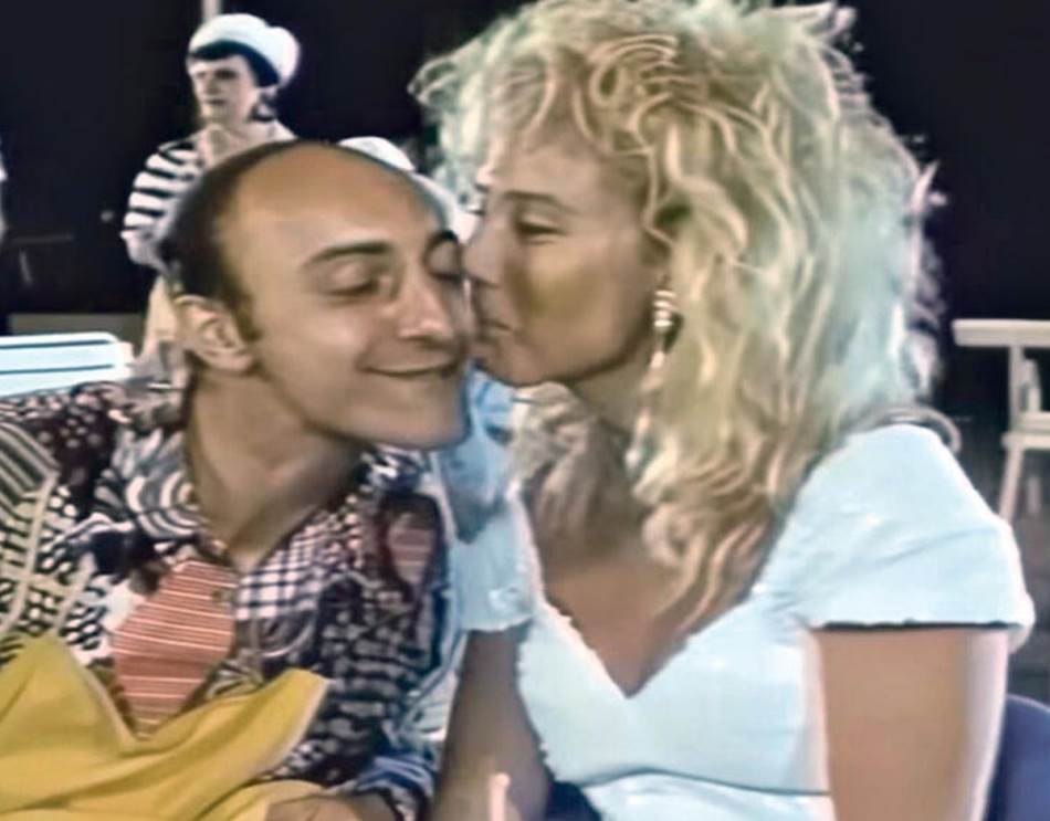 Brena i Čaki: Njihov poljubac za pamćenje | BN