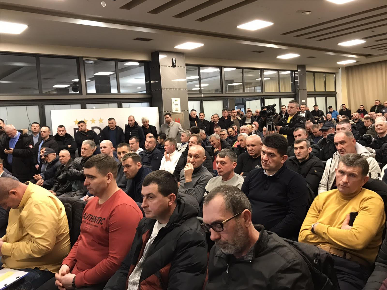 Jedni hvale, drugi traže od Vlade sistemska rješenja | BN