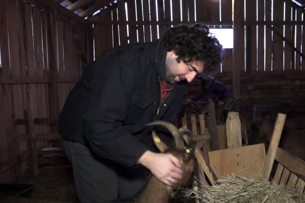 Glumac napustio grad, otišao na selo i gaji koze | BN