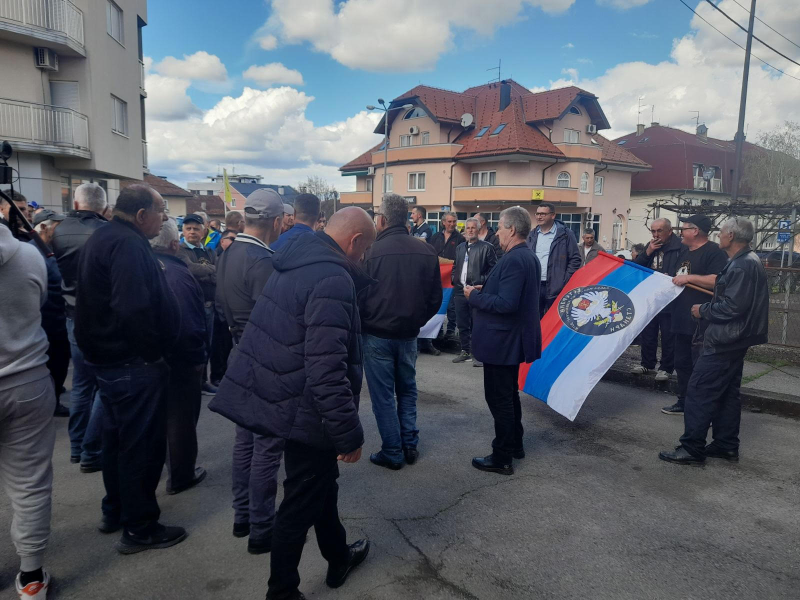 Borci VRS: Ponovo su pucali u naše žrtve | BN