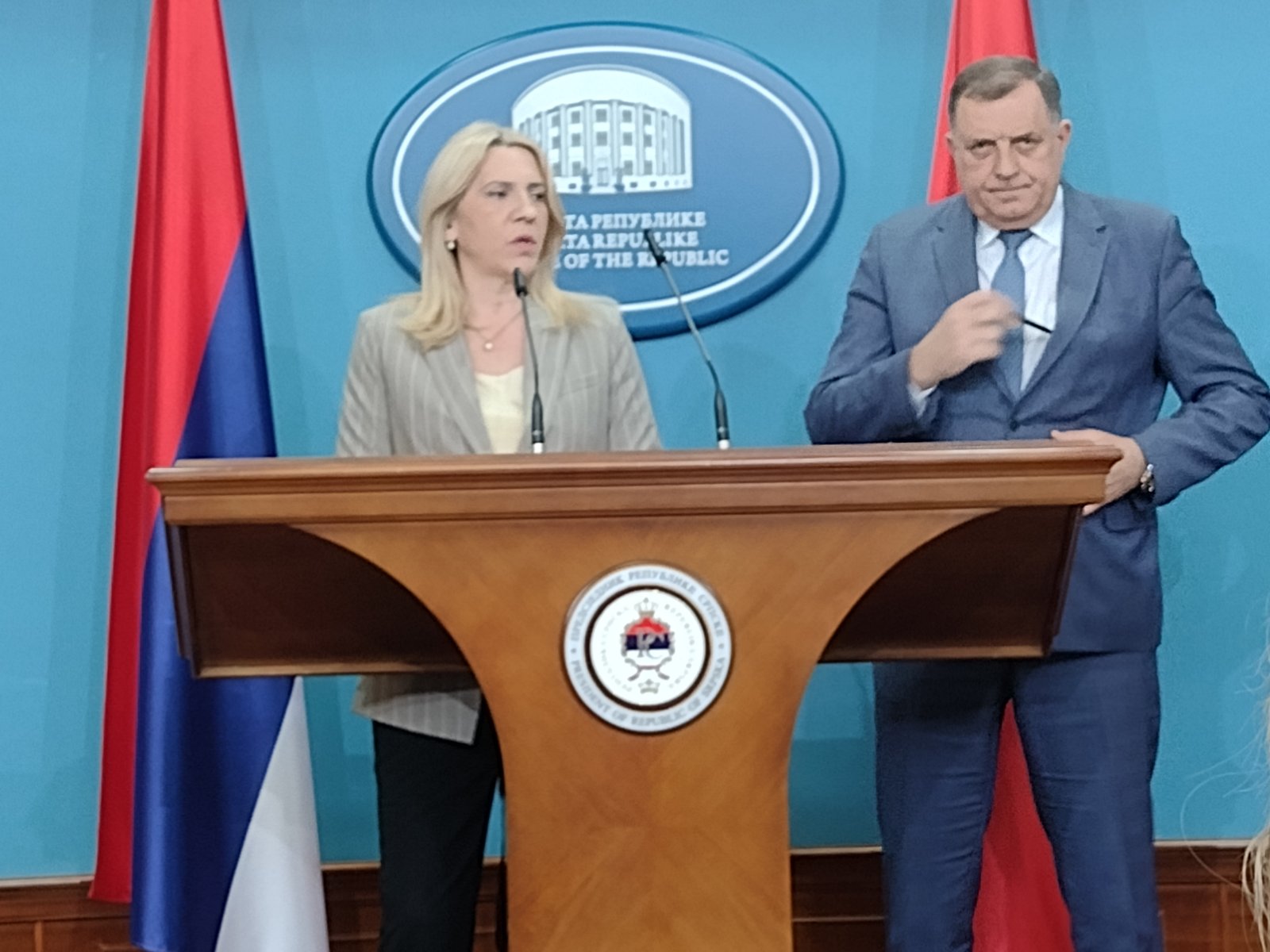 Dodik ponavlja: Ima dovoljno novca, dobro stojimo | BN Dodik ponavlja: Ima dovoljno novca, dobro stojimo | BN