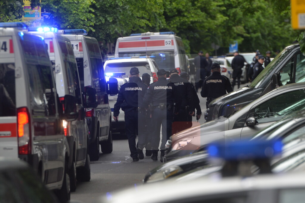 Pucnjava kod osnovne škole na Vračaru, ima mrtvih i povrijeđenih | BN