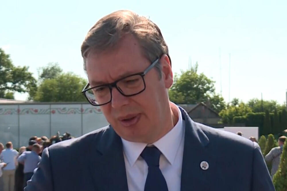 Vučić otkrio o čemu je razgovarao sa Zelenskim | BN Vučić otkrio o čemu je razgovarao sa Zelenskim | BN