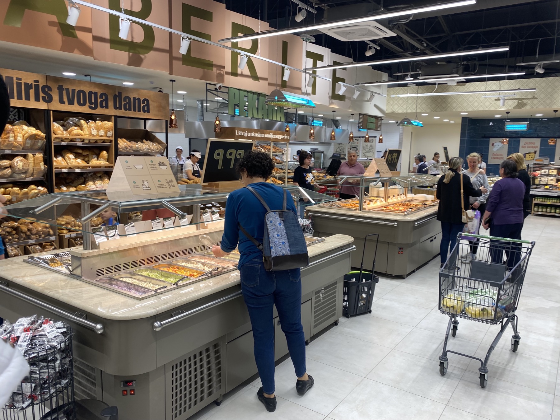 Nova gastro ponuda u Tropic marketu Trn | BN