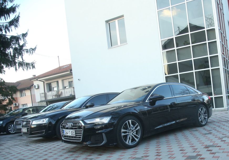 Vlast u BiH potrošila 18,5 miliona KM na službena auta | BN