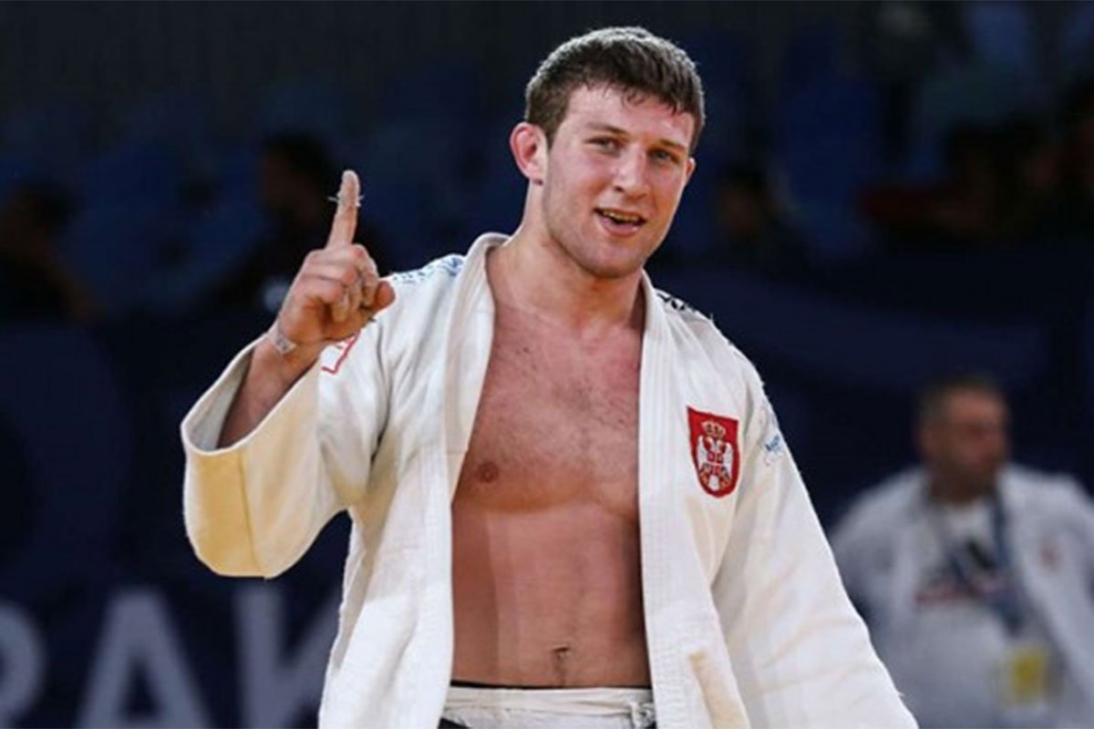 Šampion Evrope: Nemanja Majdov savladao sve rivale | BN