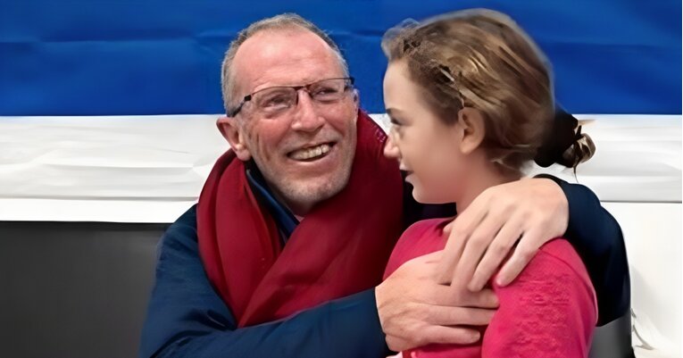 Majka joj umrla, a onda ju je oteo Hamas (VIDEO) | BN