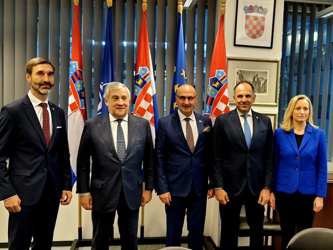 NATO ministri pozvali na početak pregovora BiH i EU | BN