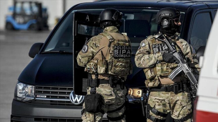 Uhapšen muškarac po Interpolovoj potjernici u SA | BN