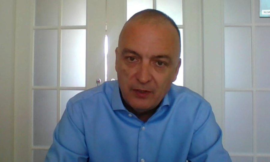 Cilj sastanka u Laktašima je kako podijeliti novac od akciza za kupovinu kumove zgrade | BN