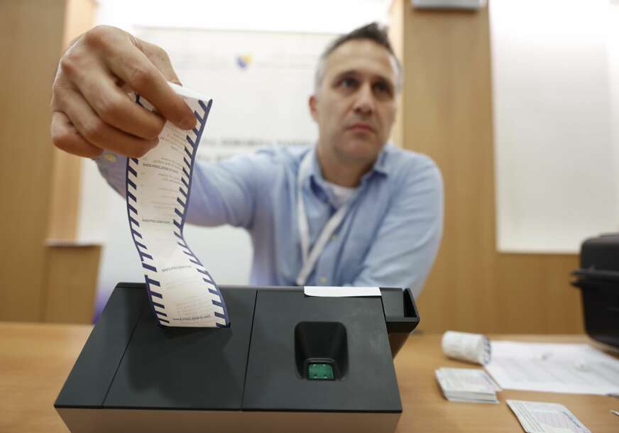 U BiH stiže softver CIK-u iz Evropske unije | BN U BiH stiže softver CIK-u iz Evropske unije | BN