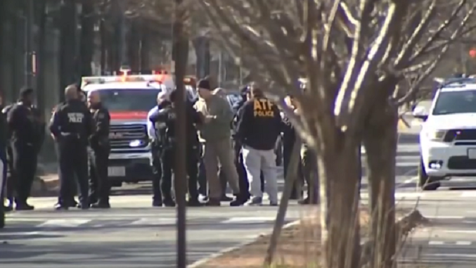 Američki vojnik se zapalio ispred ambasade Izraela | BN