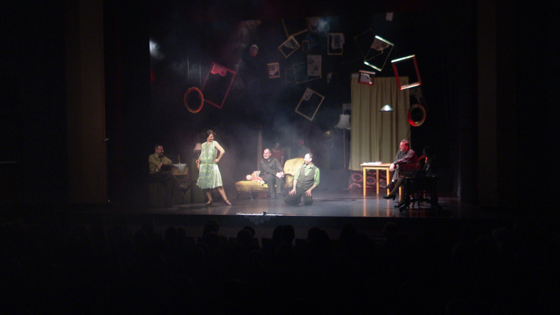 Premijera predstave "Pevanje i ćutanje Sofke Nikolić" | BN