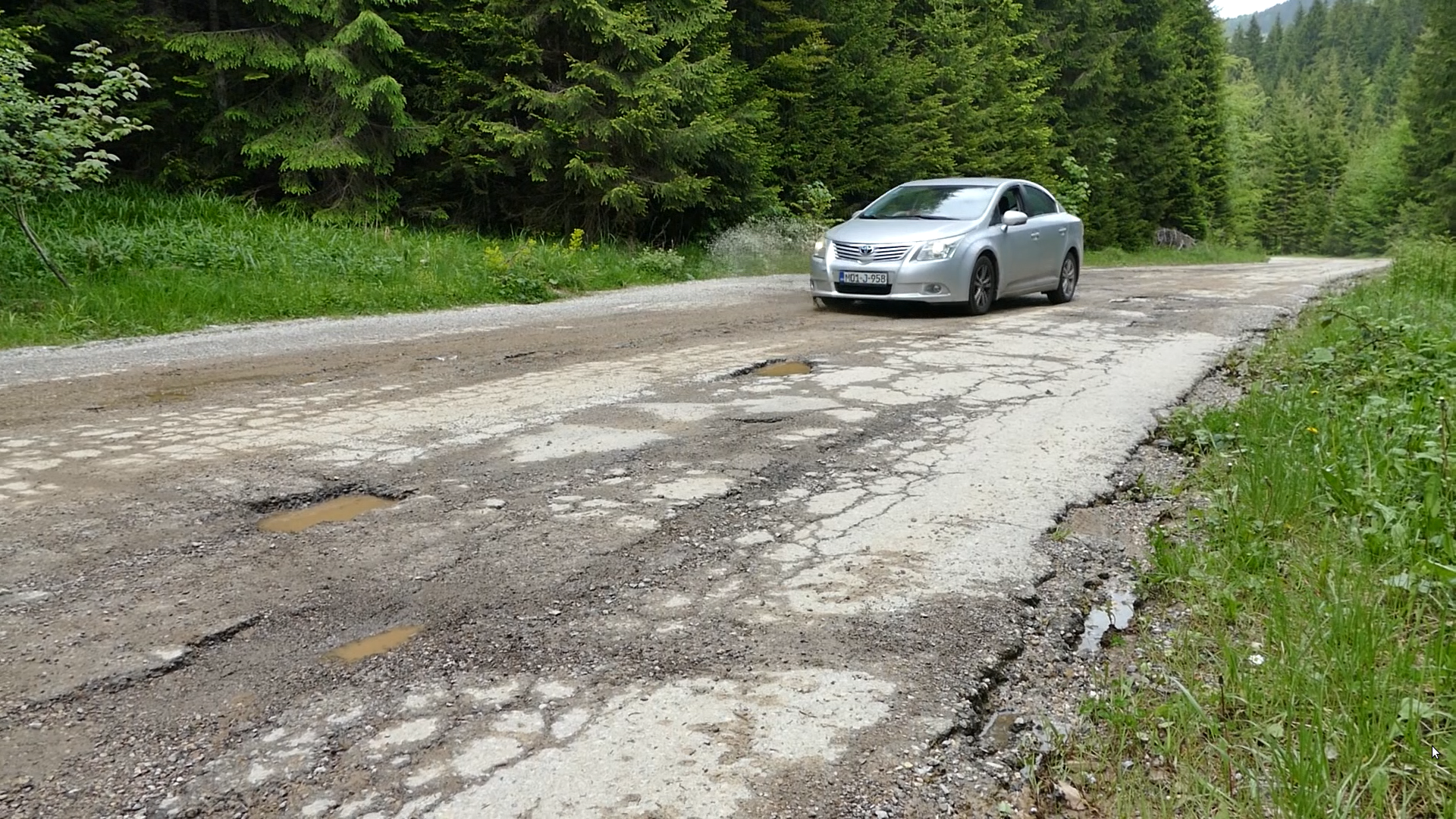 Od Čajniča do prelaza Metaljka "preko sita i rešeta" | BN
