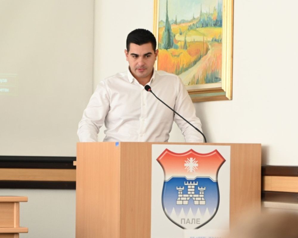 СДС Пале тражи хитну сједницу локалног парламента | БН