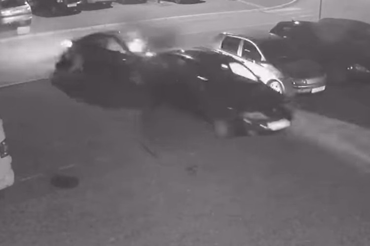 Objavljen snimak haosa u Doboju: Pokosio osam vozila | BN