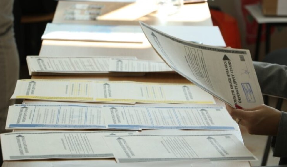 Tenderi propali, CIK BiH nema prevoz za izborni materijal na biračka ...