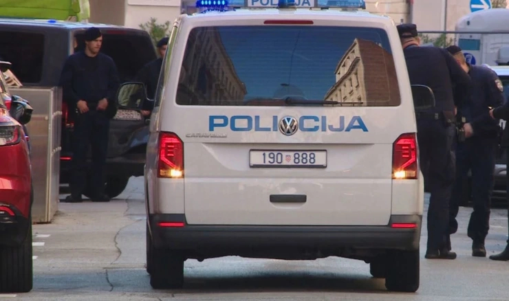 Detalji haosa u Zagrebu: Udario policajca, pa bježao | BN