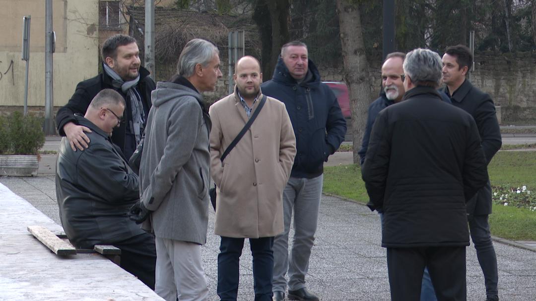 Medicinari traže povećanje plate za 200 maraka | BN