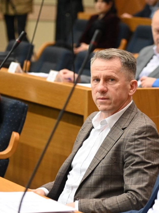 Stanovnici Čelinca često bez struje: Očaj i beznađe! | BN