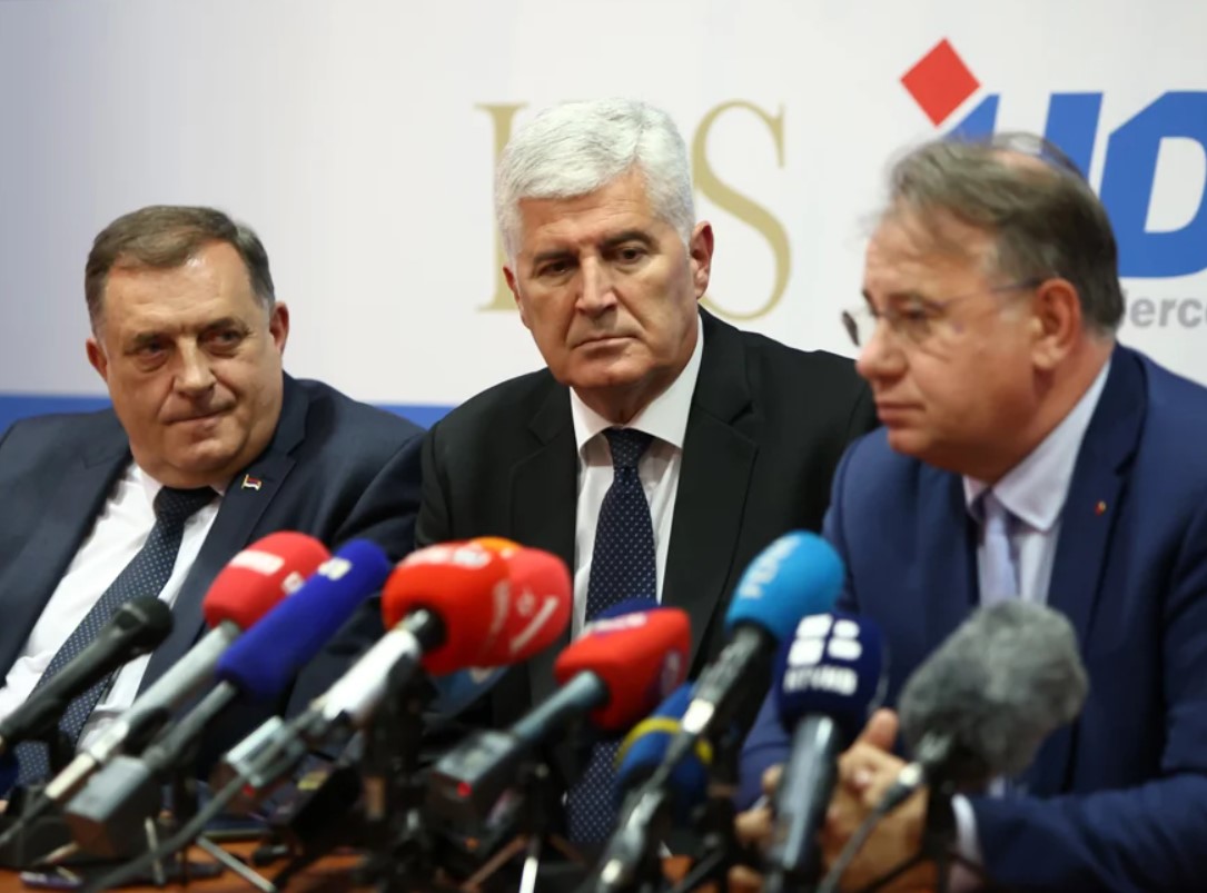 Raspad koalicije: Trojka raskinula koaliciju sa Dodikom | BN