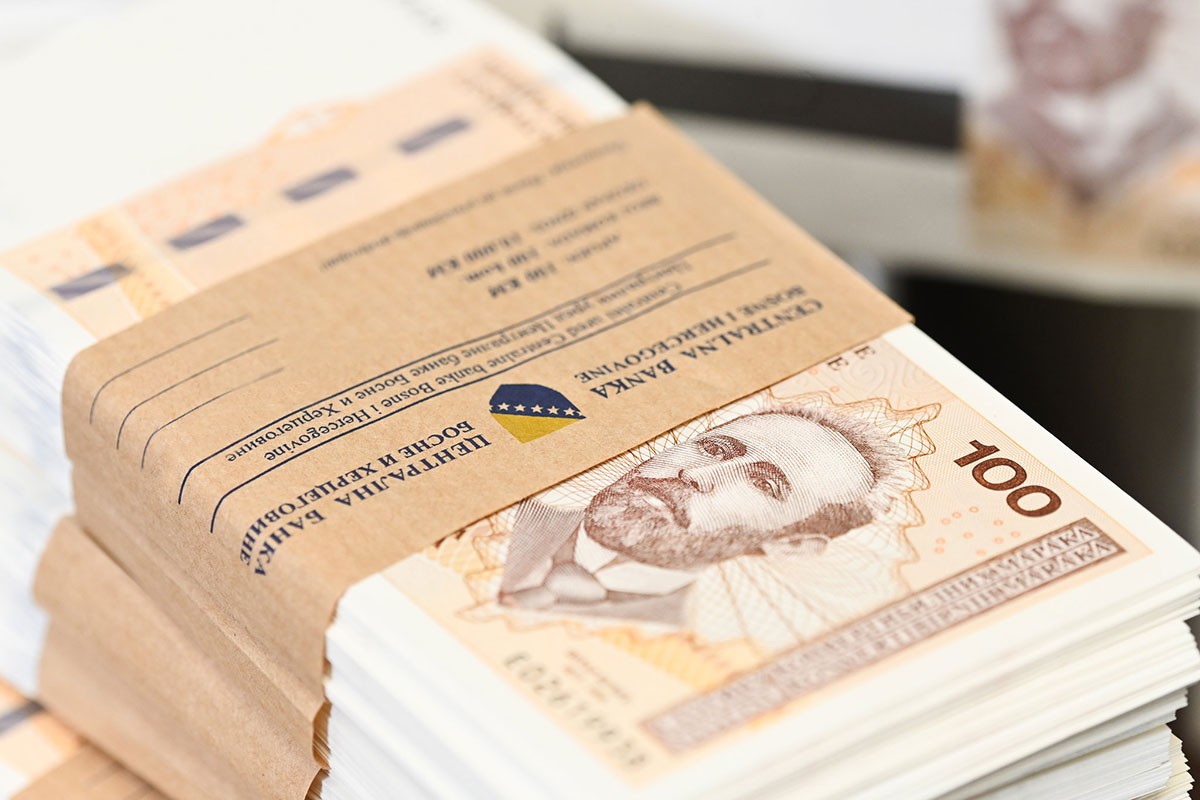 Banjalučanka kojoj je ukraden novac kaže da je lopov bio lijep | BN