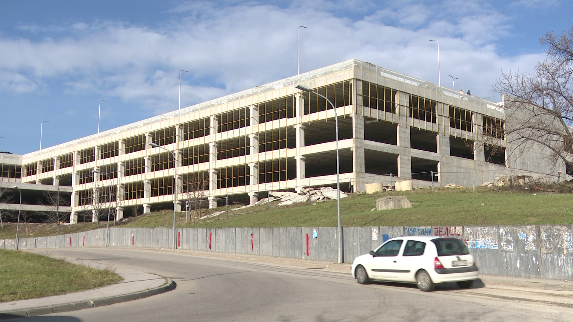 Izgradnja parkinga kod UKC-a novi „Skadar na Bojani“ | BN