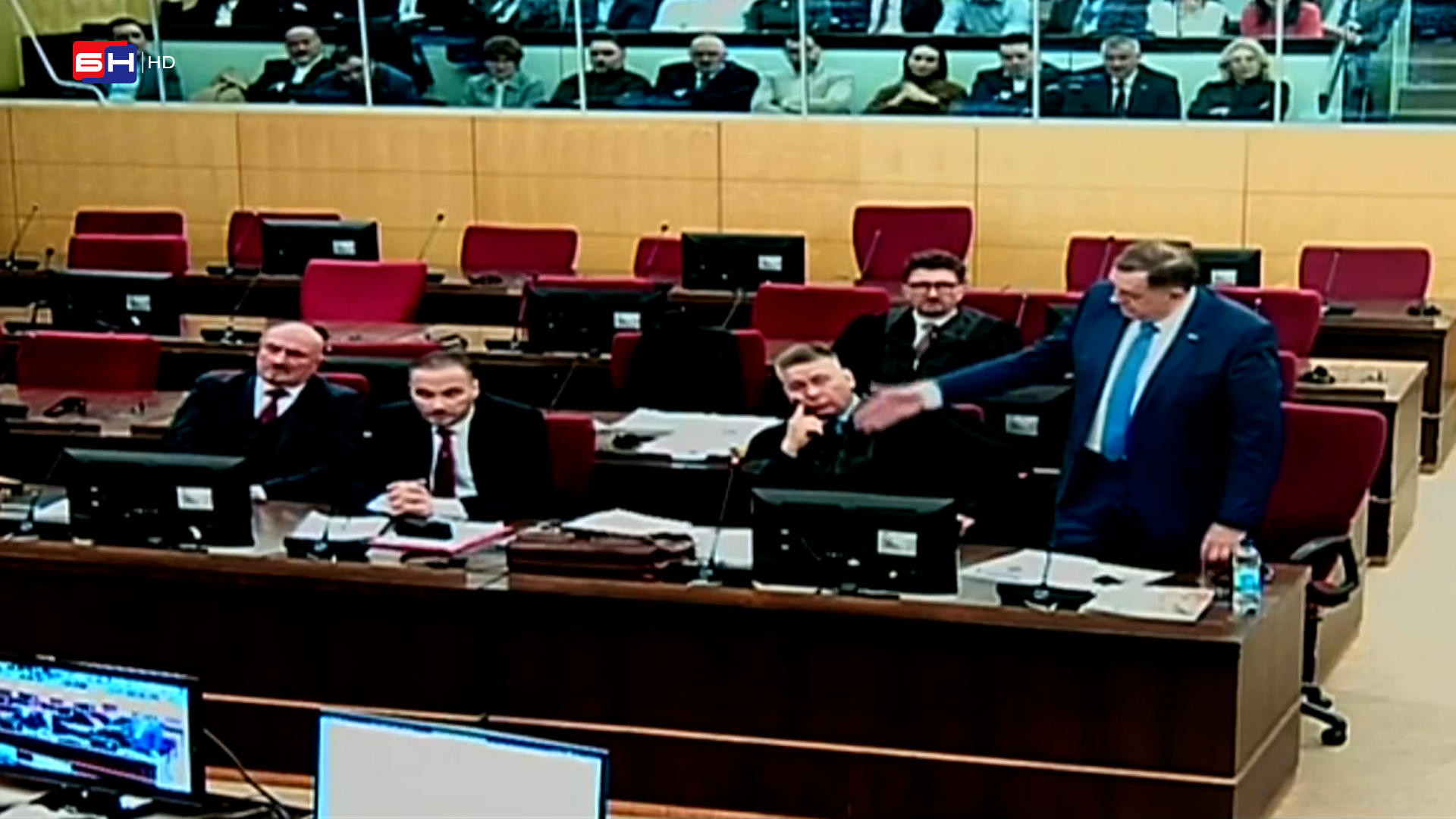 Погледајте видео из суднице са рочишта Додику и Лукићу | БН