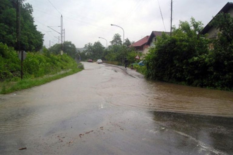U Doboju vanredno, nadležne službe u pripremi za najgore | BN
