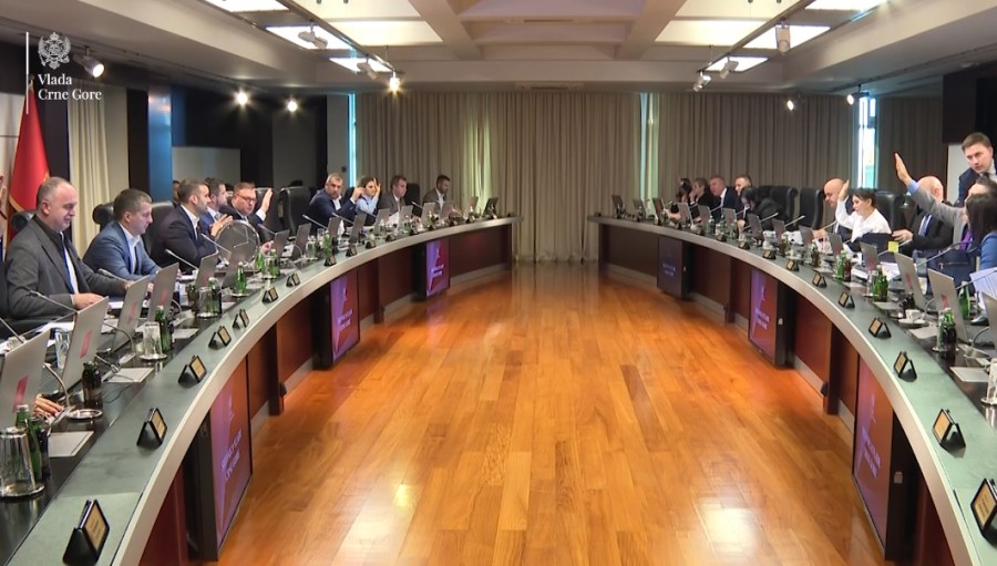 Najveća preko 3.800 evra: Kolike su plate u Vladi Crne Gore? | BN