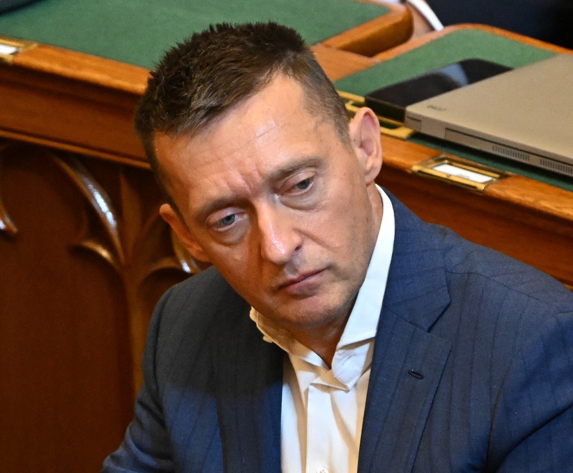 SAD ukida sankcije bliskom saradniku premijera Orbana | BN
