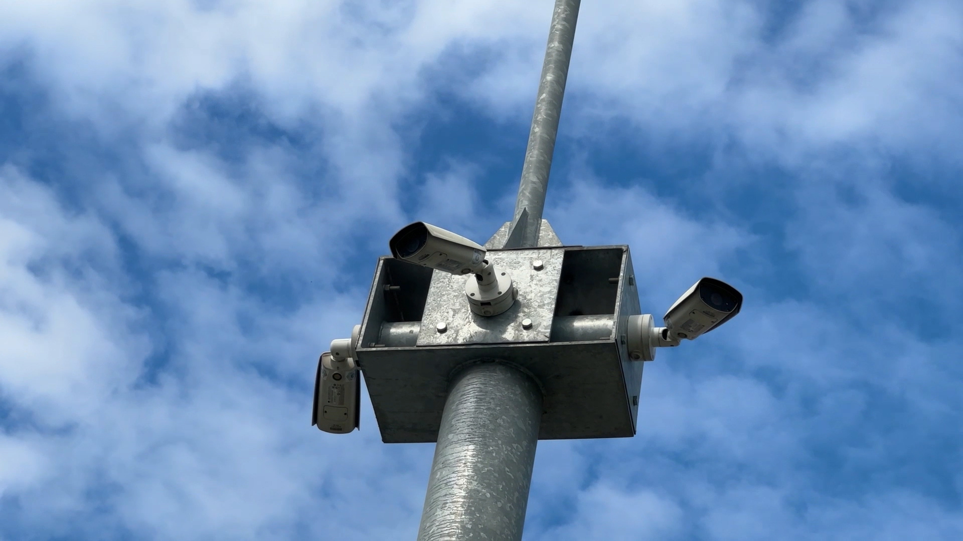 Srbija među prvima uvela kamere na autoputevima | BN