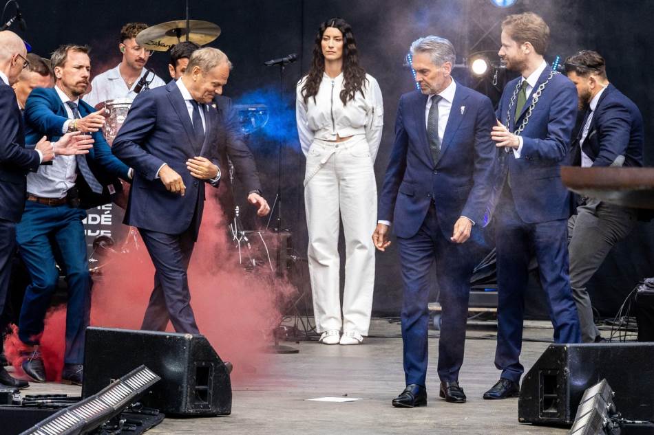 Dimna bomba bačena na holandskog i poljskog premijera | BN