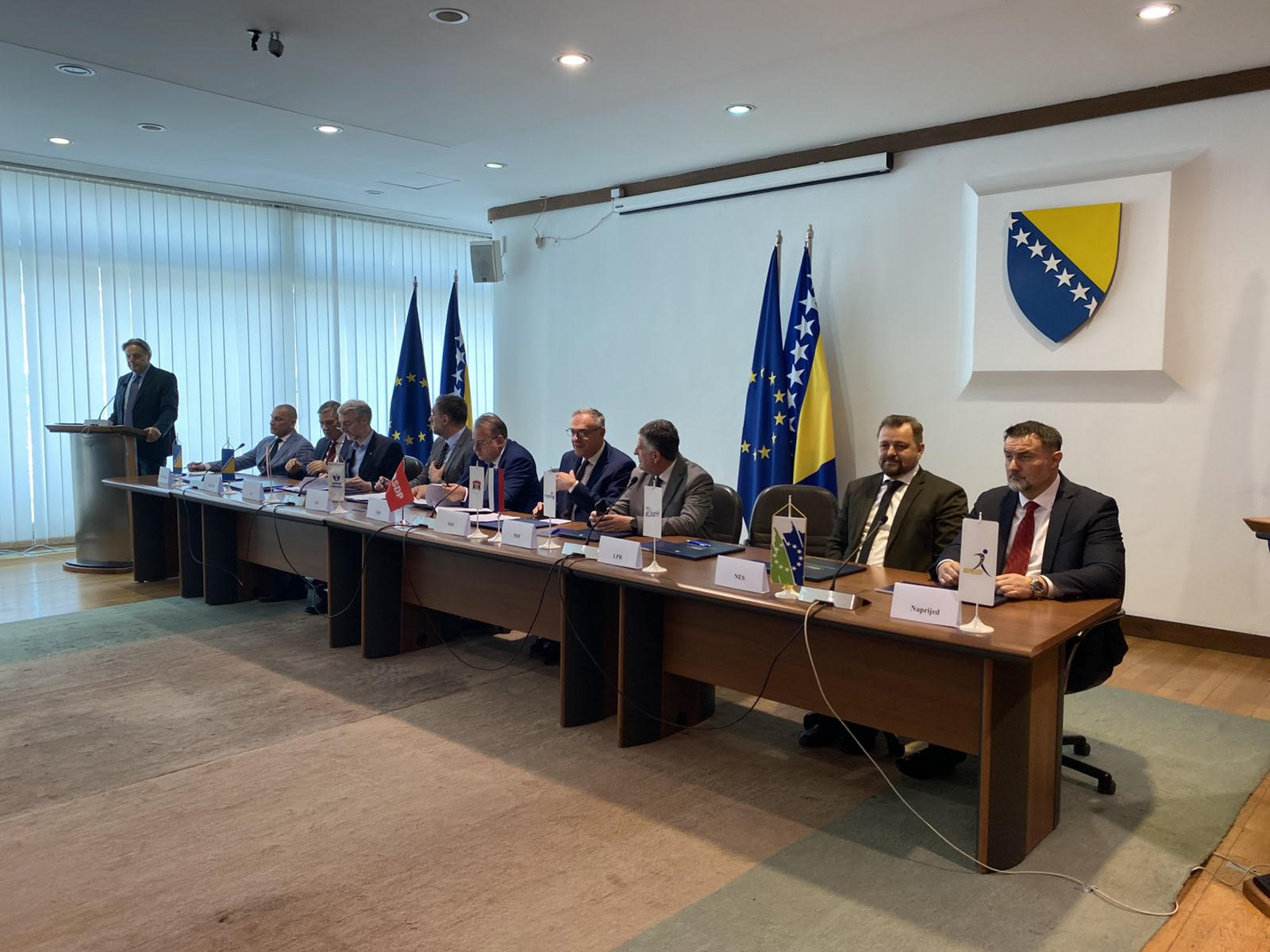 Potpisana platforma za mir i evropsku budućnost (VIDEO) | BN